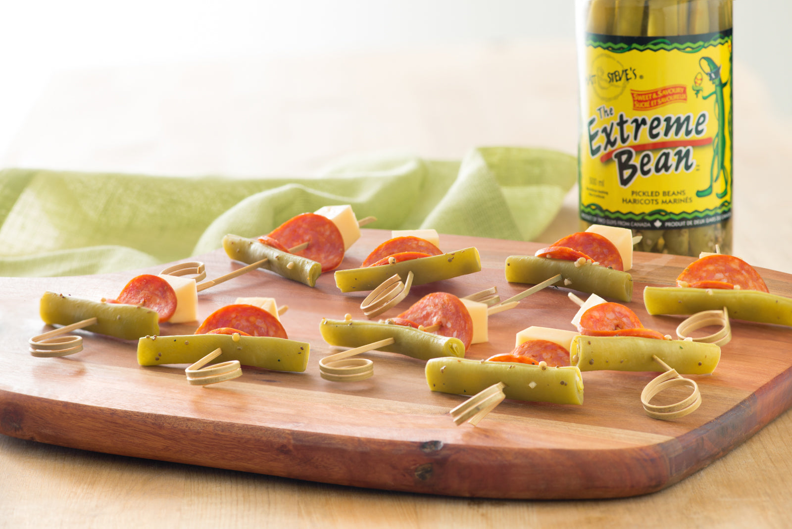 Extreme bean, gouda & Pepperoni Skewers – Matt & Steve's